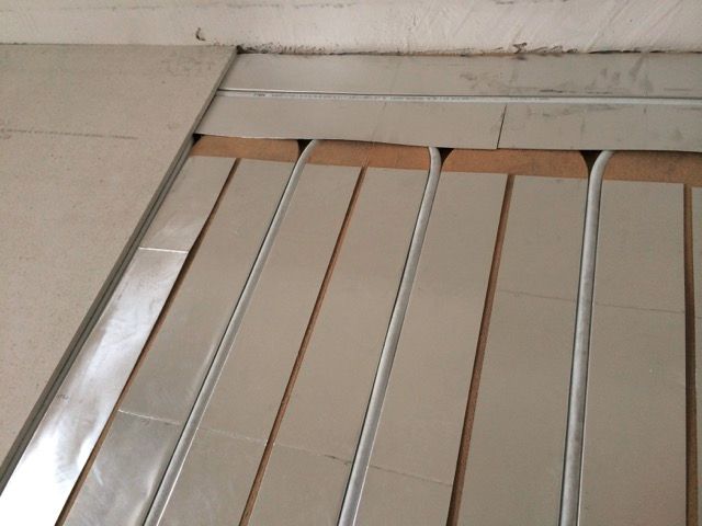 Pose plancher chauffant rafraîchissant Caleosol par Da Silva Gomes F ...