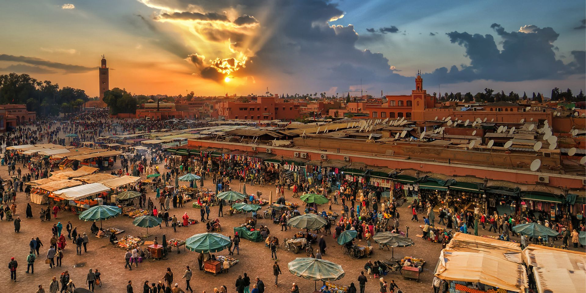 Die ganze Vielfalt Marokkos: Königsstädte, Wüstenabenteuer & die "weiße ...