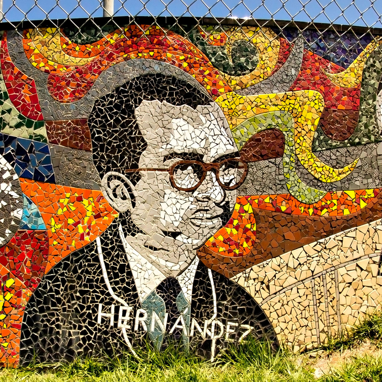 No Somos Molinos, Somos Gigantes