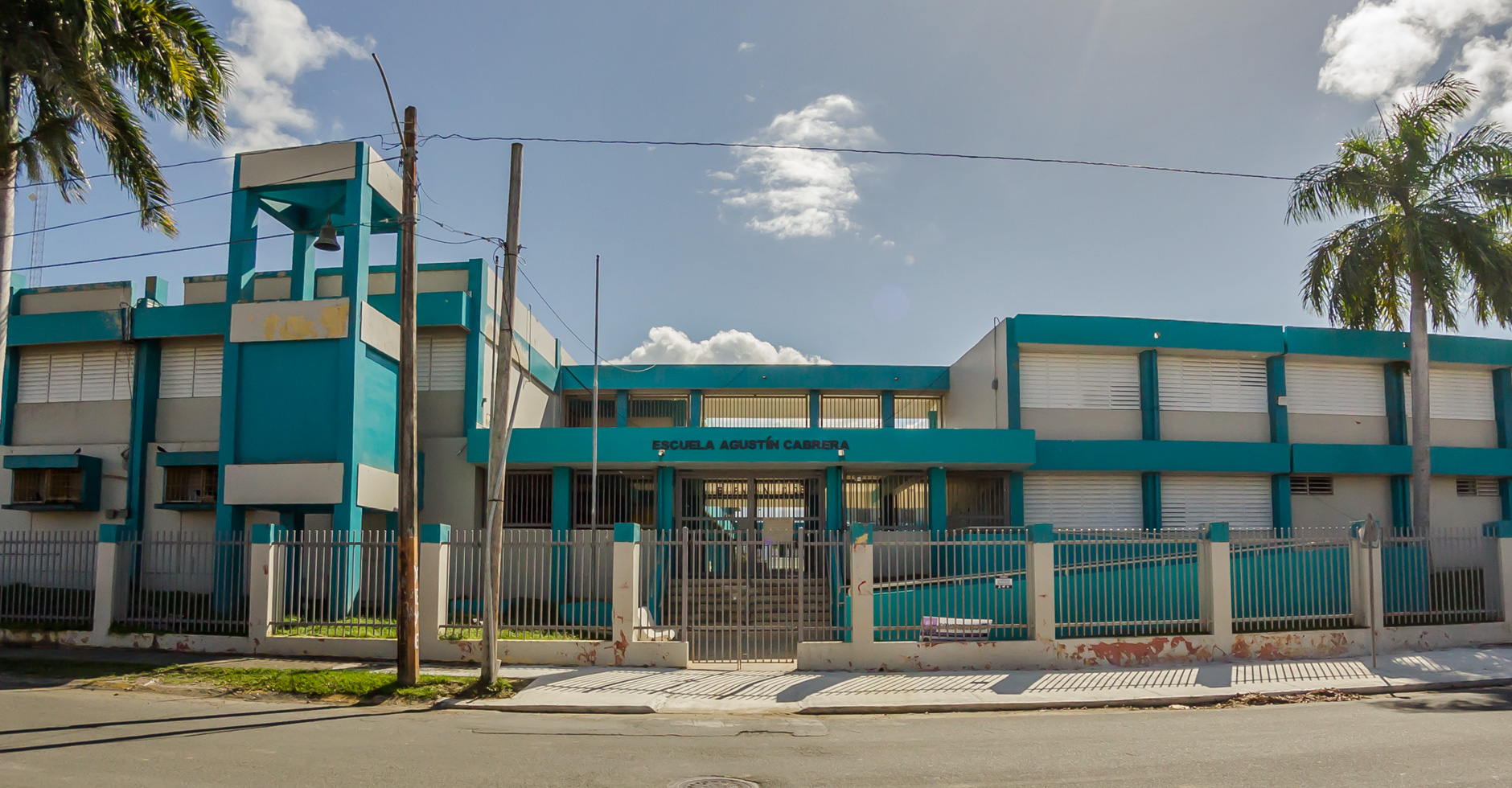 Escuela Agustín Cabrera ("La 4"), Carolina, PR