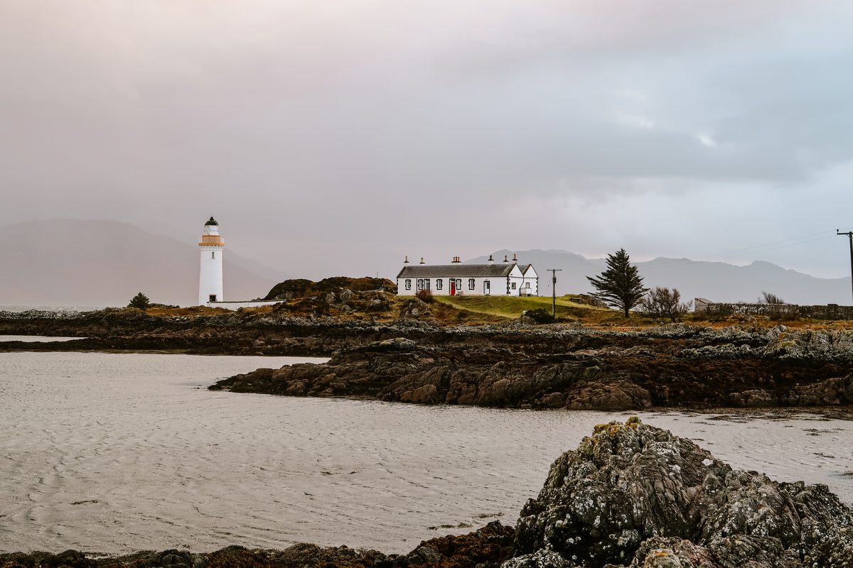 Eilean Sionnach Lighthouse Cottage in Scotland: In-Depth Review