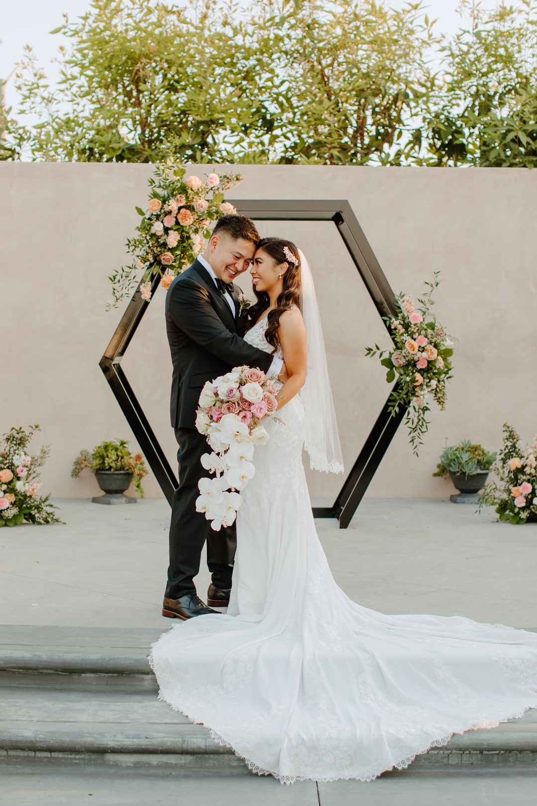 Pink and Black Fall Wedding at Hangar 21 South | Jay's Catering