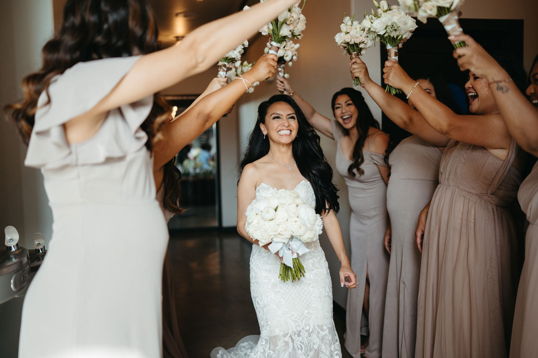 Black and White Wedding at Hangar 21 South | Jay's Catering