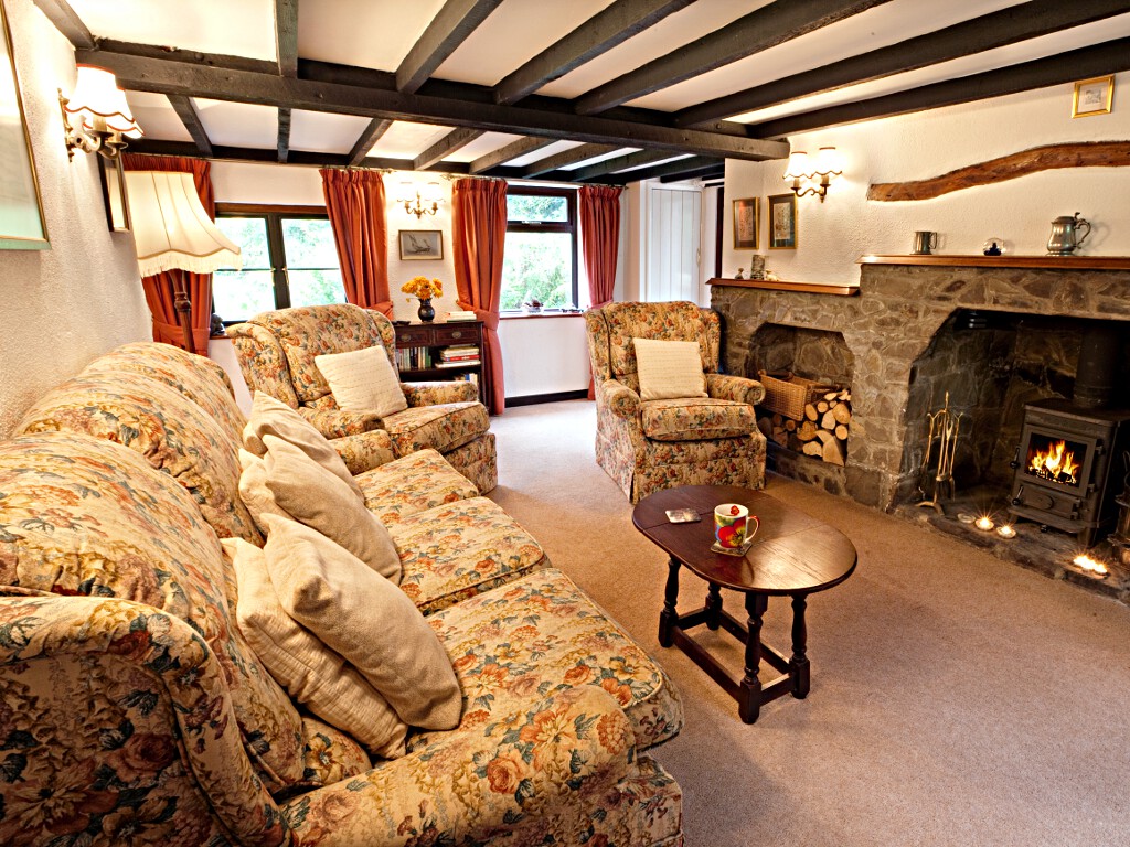 North Devon Holiday Cottages, Large, Luxury, Family or Cosy