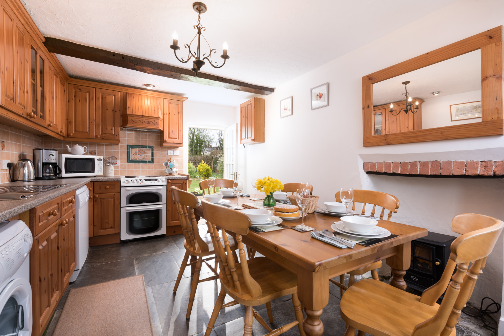 North Devon Holiday Cottages, Large, Luxury, Family or Cosy