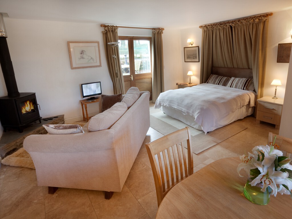 Large and Luxury Simonsbath Self Catering Cottages, Somerset
