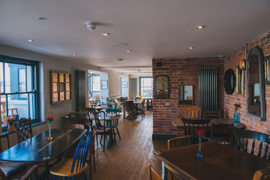 The Royal George, places to eat in Appledore