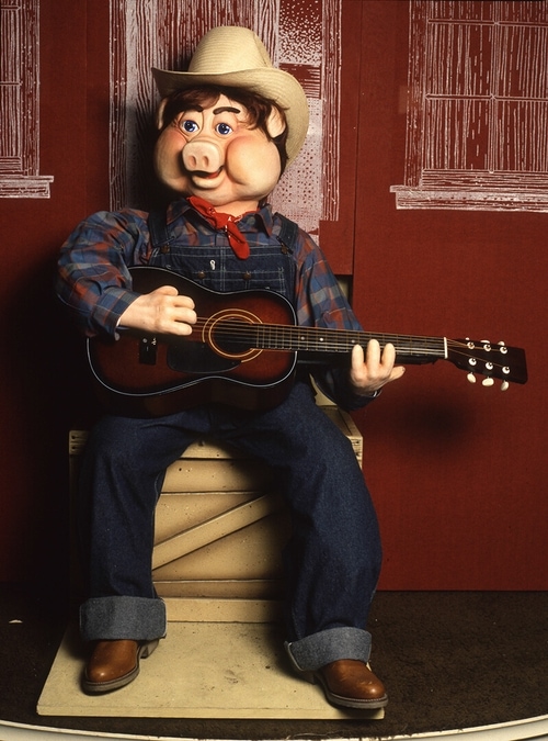 Animatronic Jethro P. Hogg | Animatronic Types & Technology