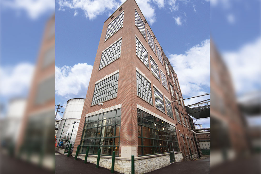 Press Release: BUFFALO TRACE DISTILLERY DEDICATES NEW STILLHOUSE AND ...