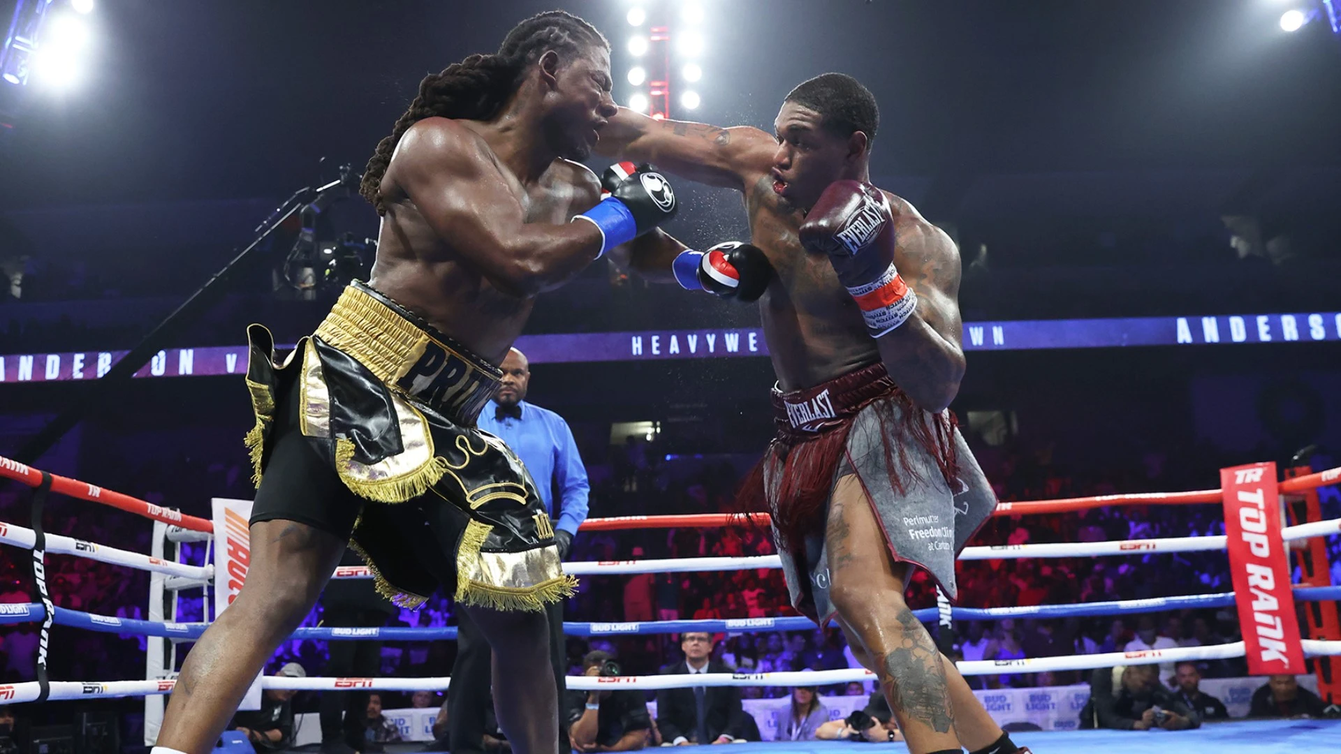 Top Heavyweight Boxing | Jared Anderson outlasts Charles Martin in 10 ...