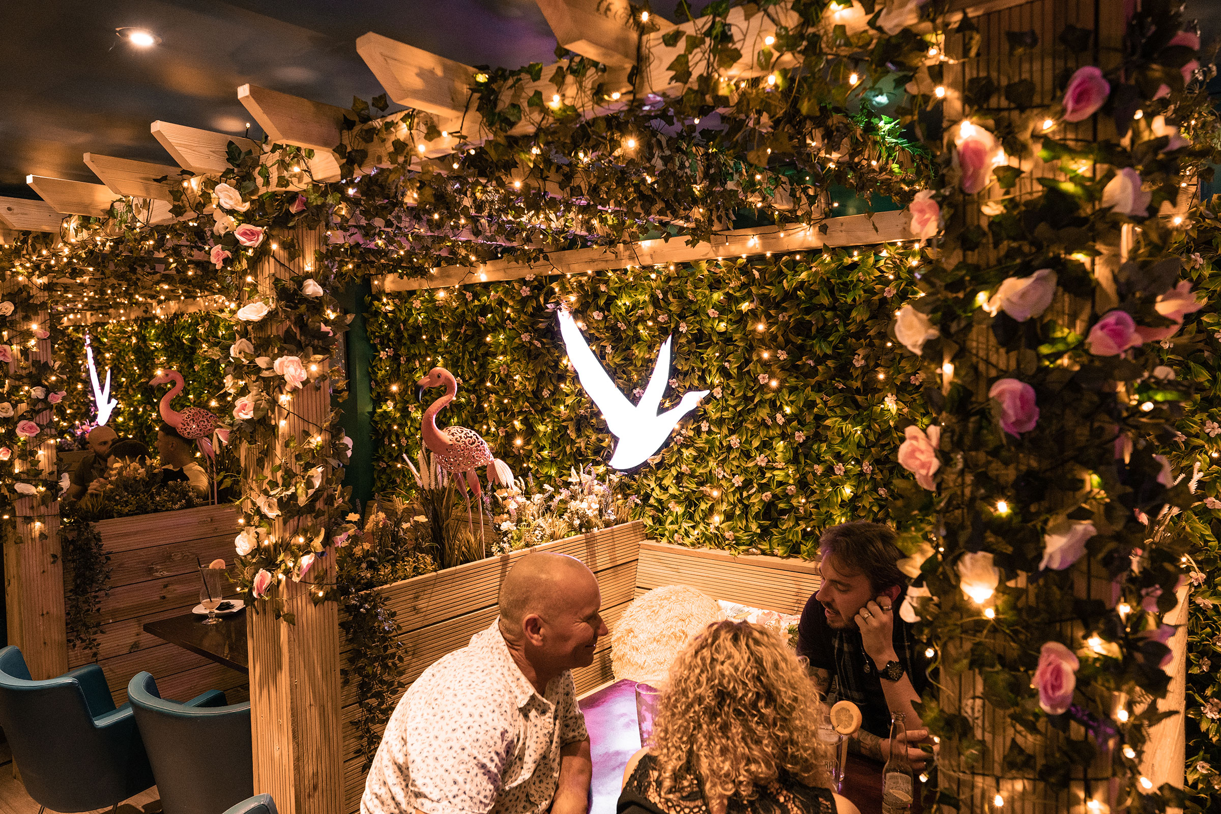 Table Bookings | Bella Vita & Funky Flamingo Romsey Southampton