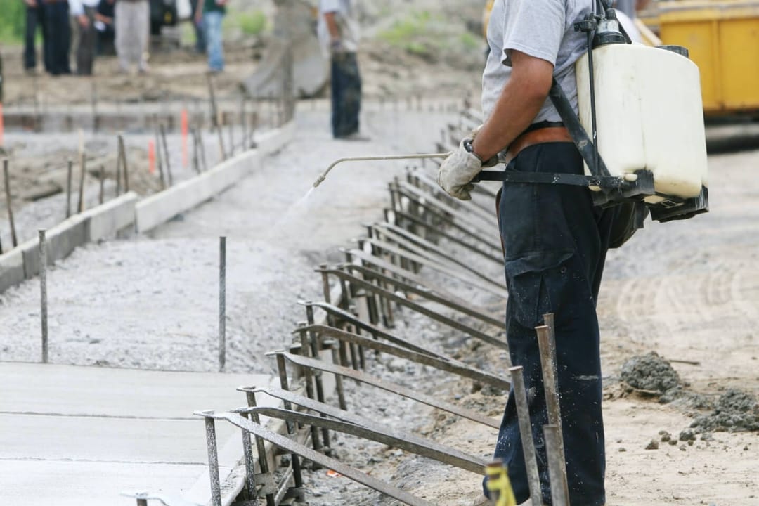 Cura Química Para Concreto: Aprenda Tudo Sobre A Técnica [2020]