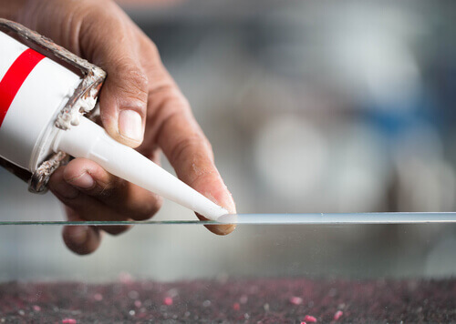 Mastique: o que é, como aplicar e quais os melhores do mercado