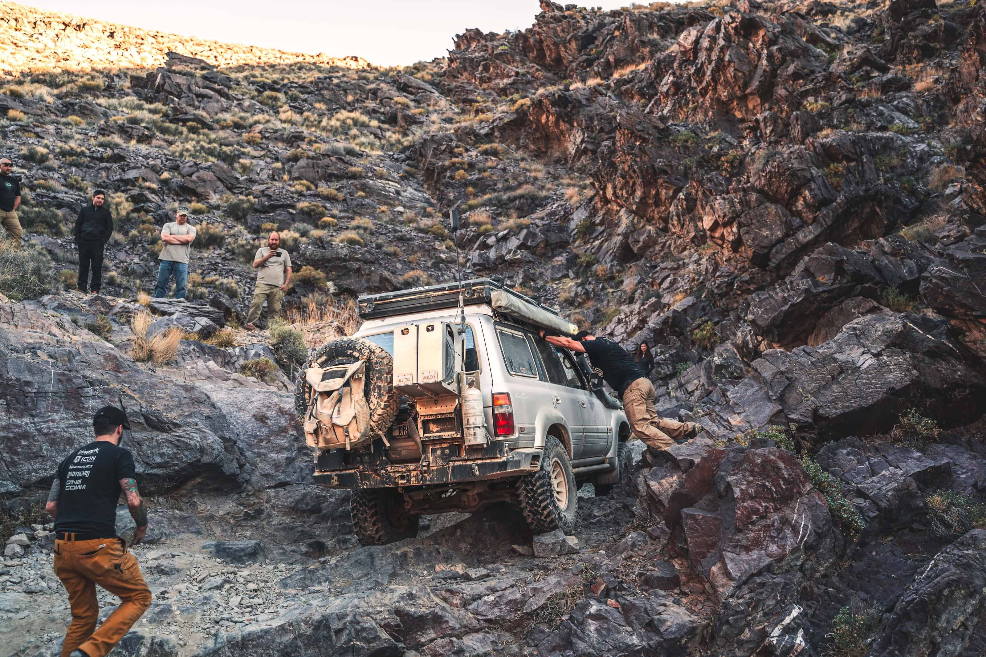 Delta Vehicle Systems - FJ80/FZJ80 Modular Rear Bumper