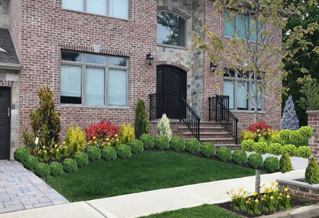 Soften The Front Of A Brick (Home Makeover) - iScape Tips