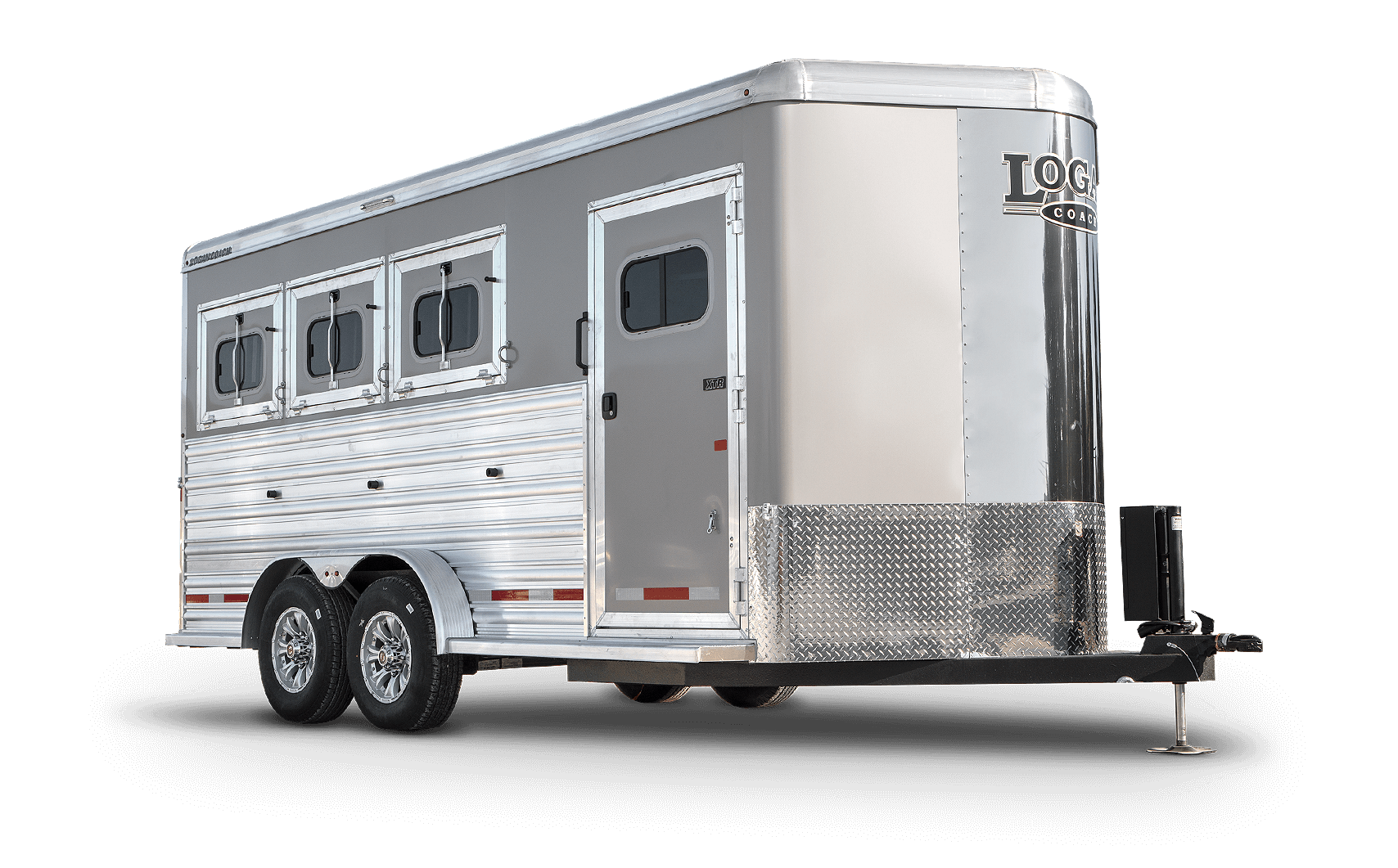 Slant Load Horse Trailers | Logan Coach