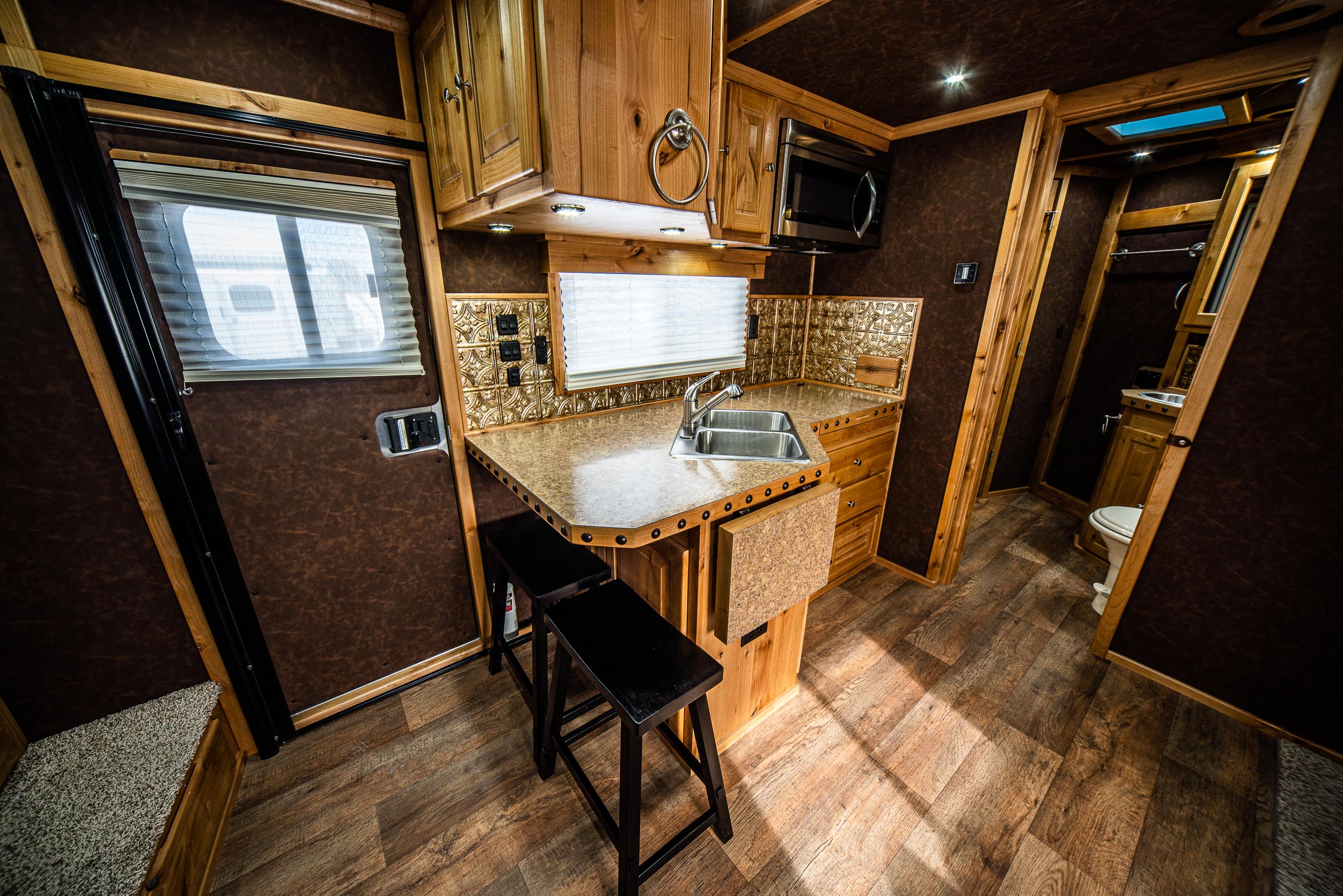 Razor 2020 LQ with Platinum LQ Interior Package