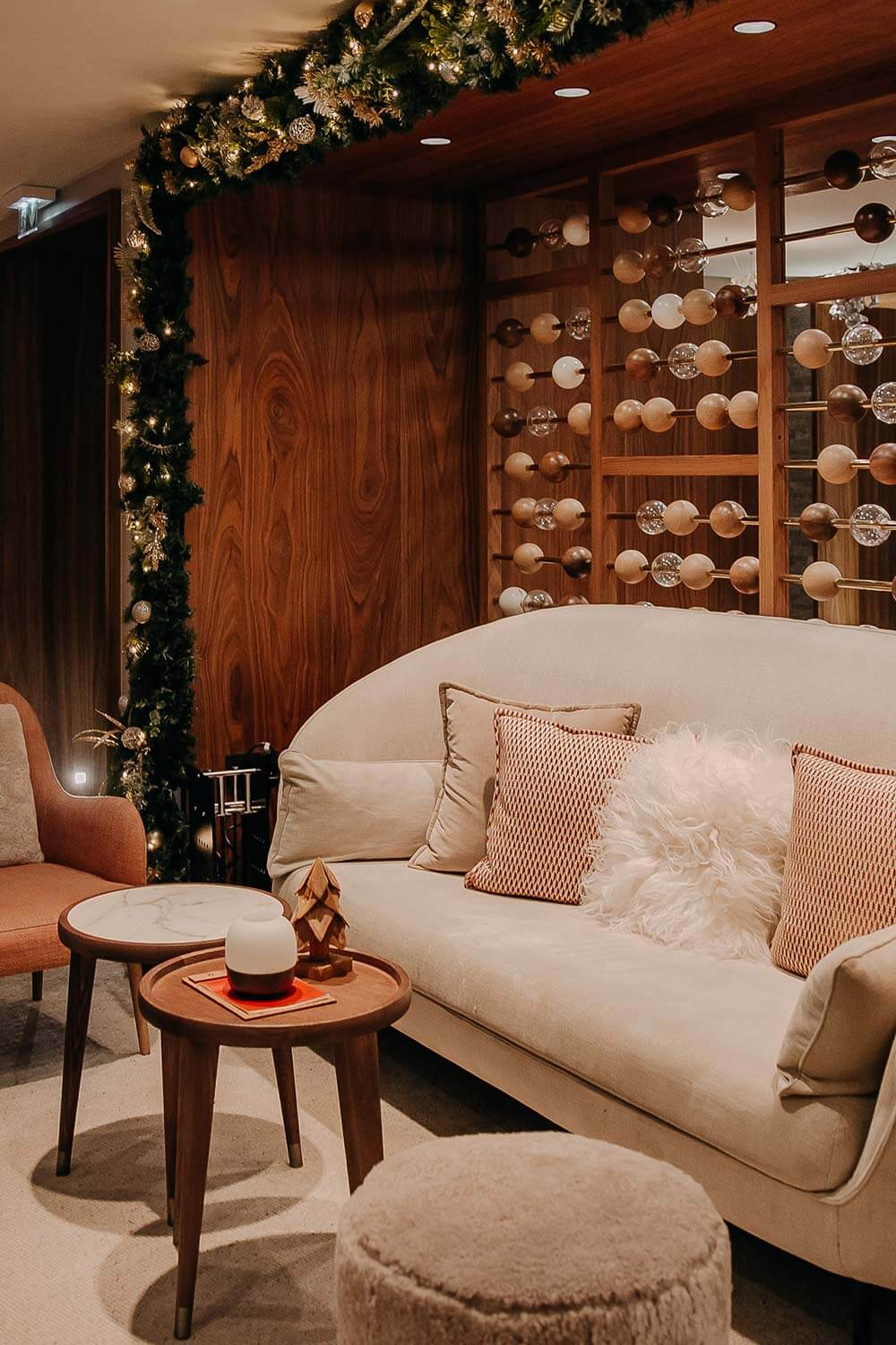 Fireplace Lounge | Hotel Cœur de Megève