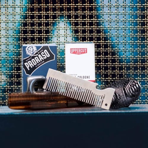 SIX ITEMS YOU MUST HAVE IN YOUR GROOMING KIT