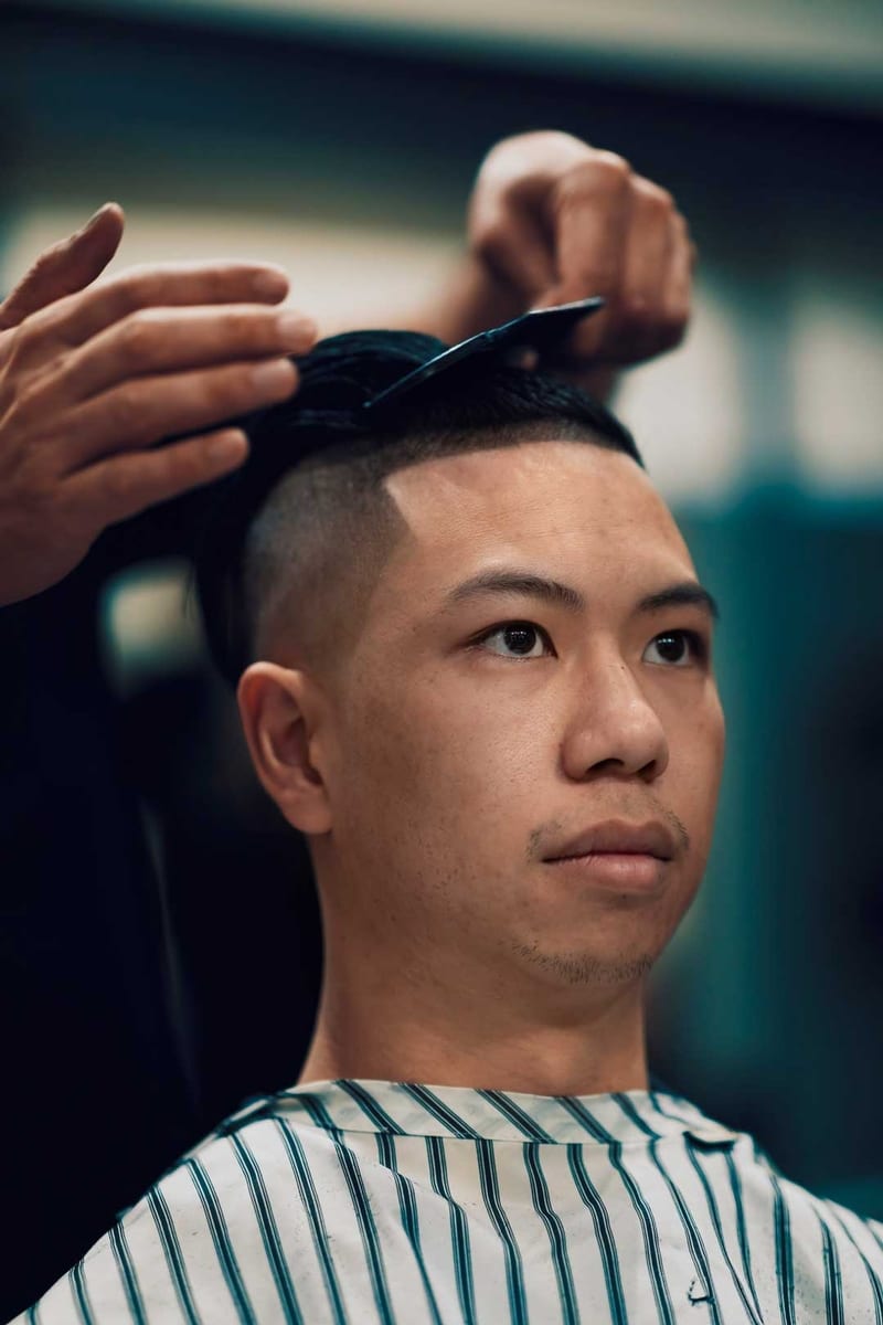 BARBERSHOP ETIQUETTE AND THE THINGS A MAN SHOULD KNOW