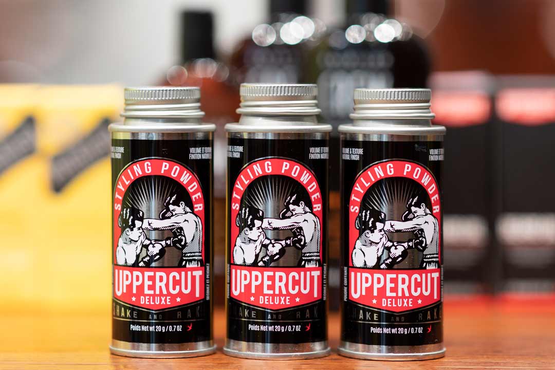 A BARBER’S GUIDE TO USING MEN’S HAIR STYLING POWDERS