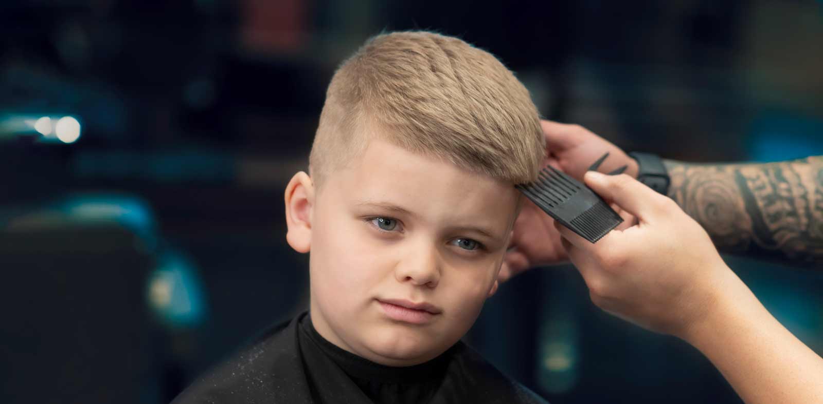 A BARBER’S GUIDE TO USING MEN’S HAIR STYLING POWDERS