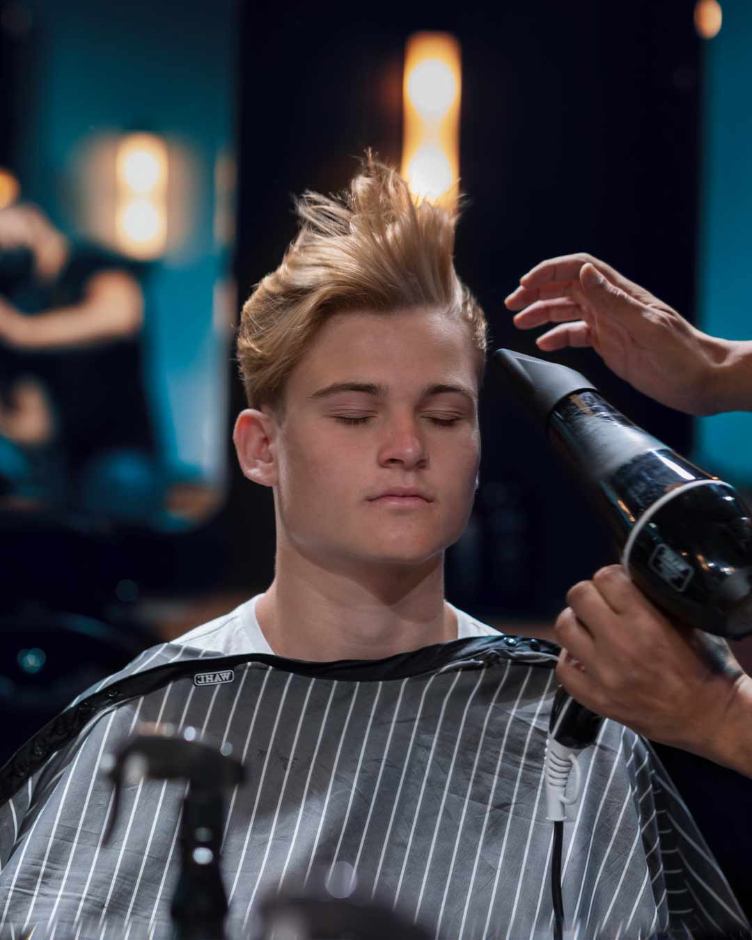 A MEN’S GUIDE TO SUMMER: TIPS, TRICKS & HAIRSTYLES