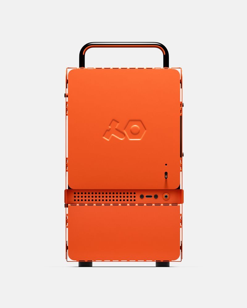 This PC case is flatpacked and assembled yourself. — minimalgoods