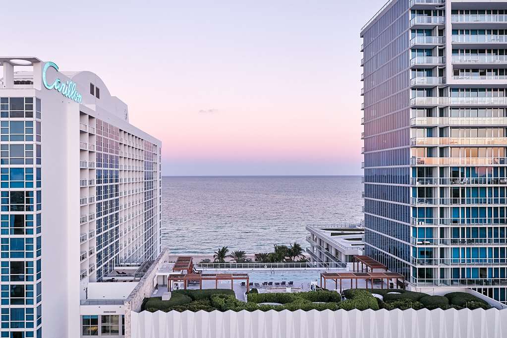 Carillon Miami Wellness Resort - Book with free breakfast, hotel credit ...