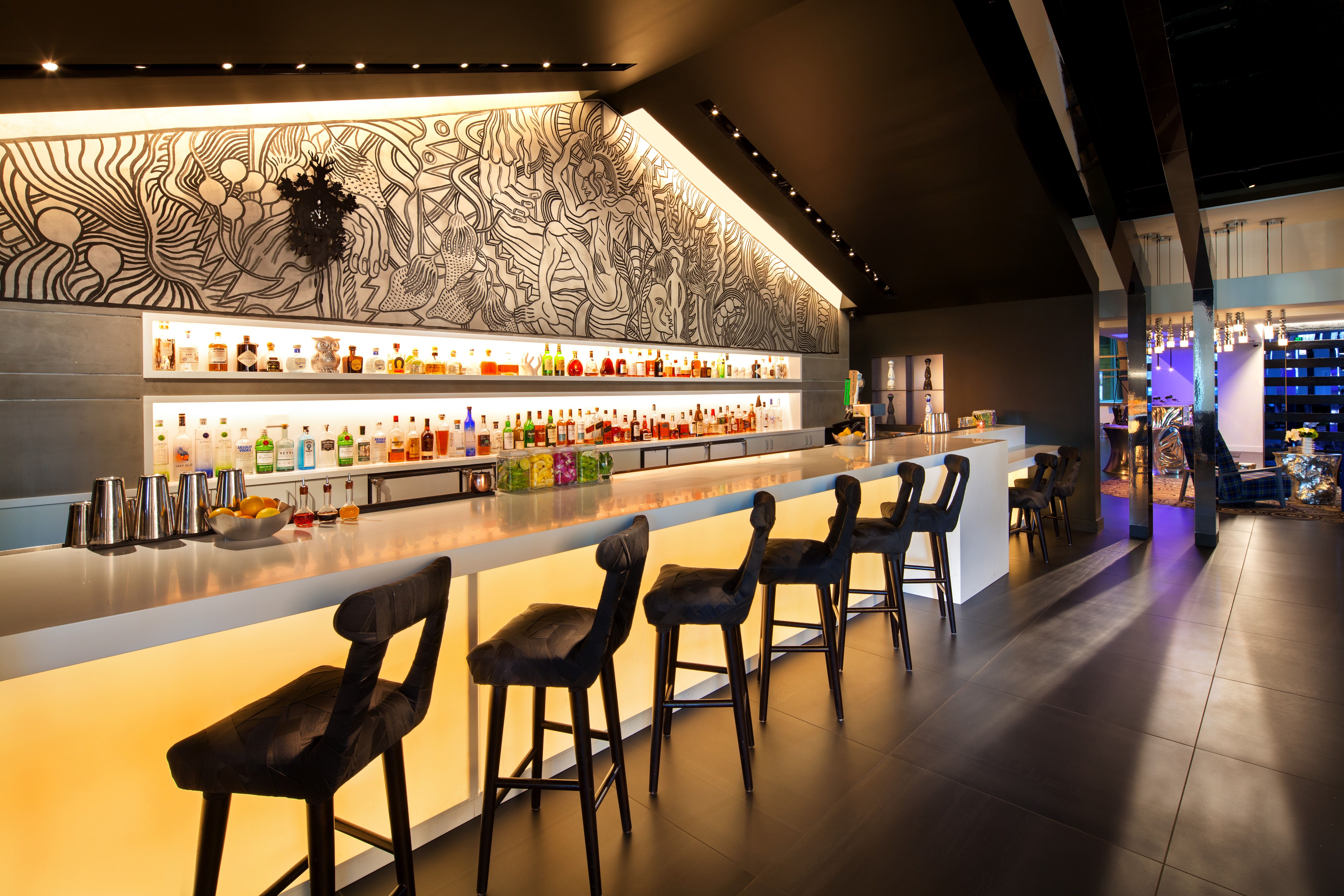 W Bellevue - Book with free breakfast, hotel credit, VIP status and more