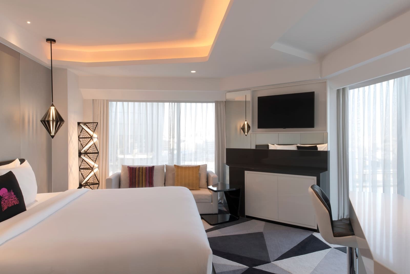 W Amman - Book with free breakfast, hotel credit, VIP status and more