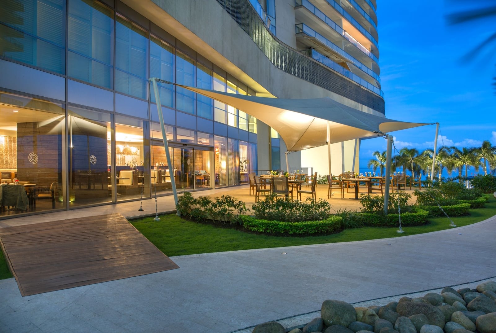 JW Marriott Panama - Book with free breakfast, hotel credit, VIP status ...