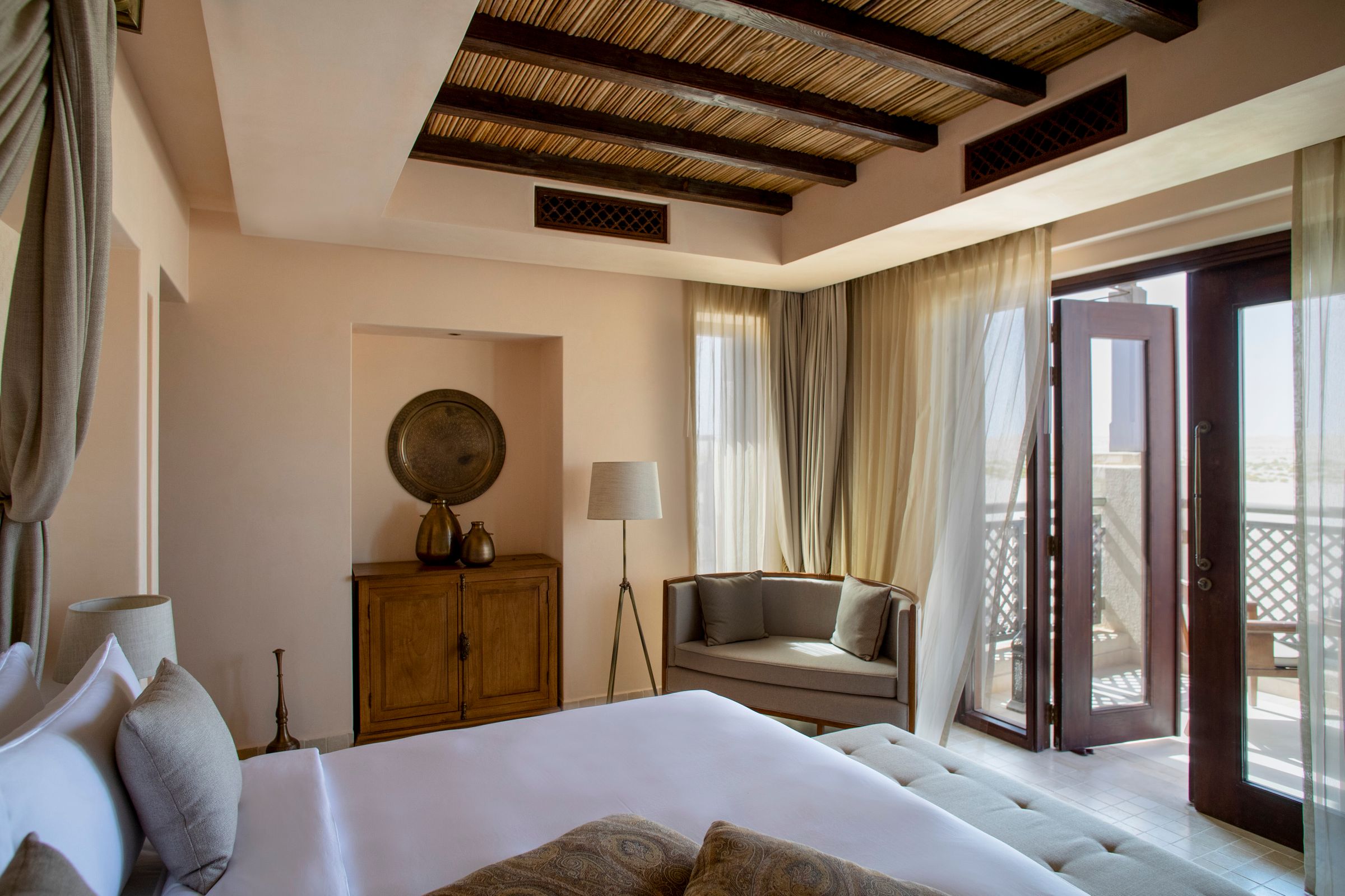 Al Wathba, a Luxury Collection Desert Resort and Spa, Abu Dhabi - Book ...