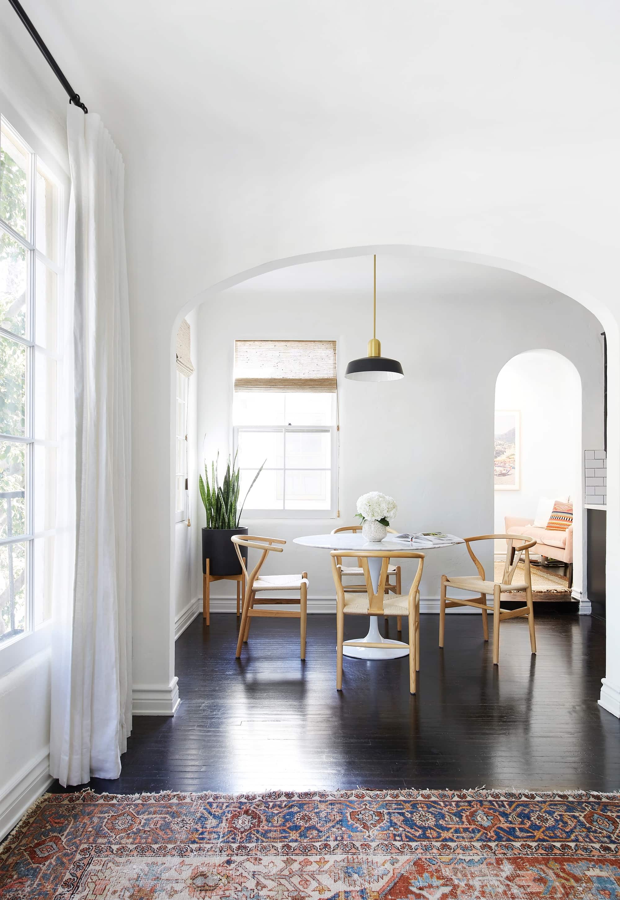 Choosing Window Treatments for a New Home | Everhem