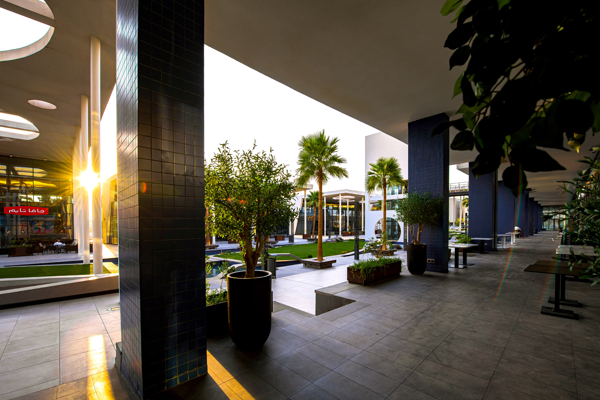 Riverwalk | Retail | Cass Calder Smith