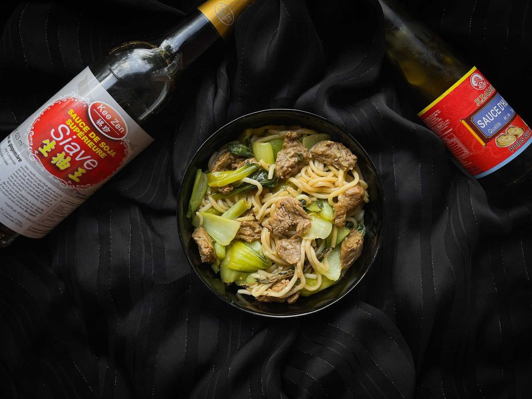Udon au boeuf et Pak Choï faible en calories, riche en protéines