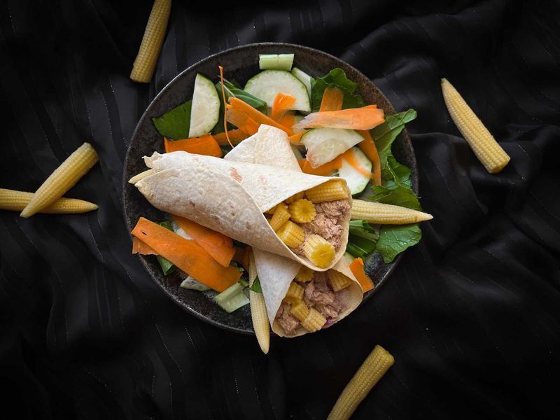 Wraps au thon, maïs et Sour Cream faible en calories, riche en protéines