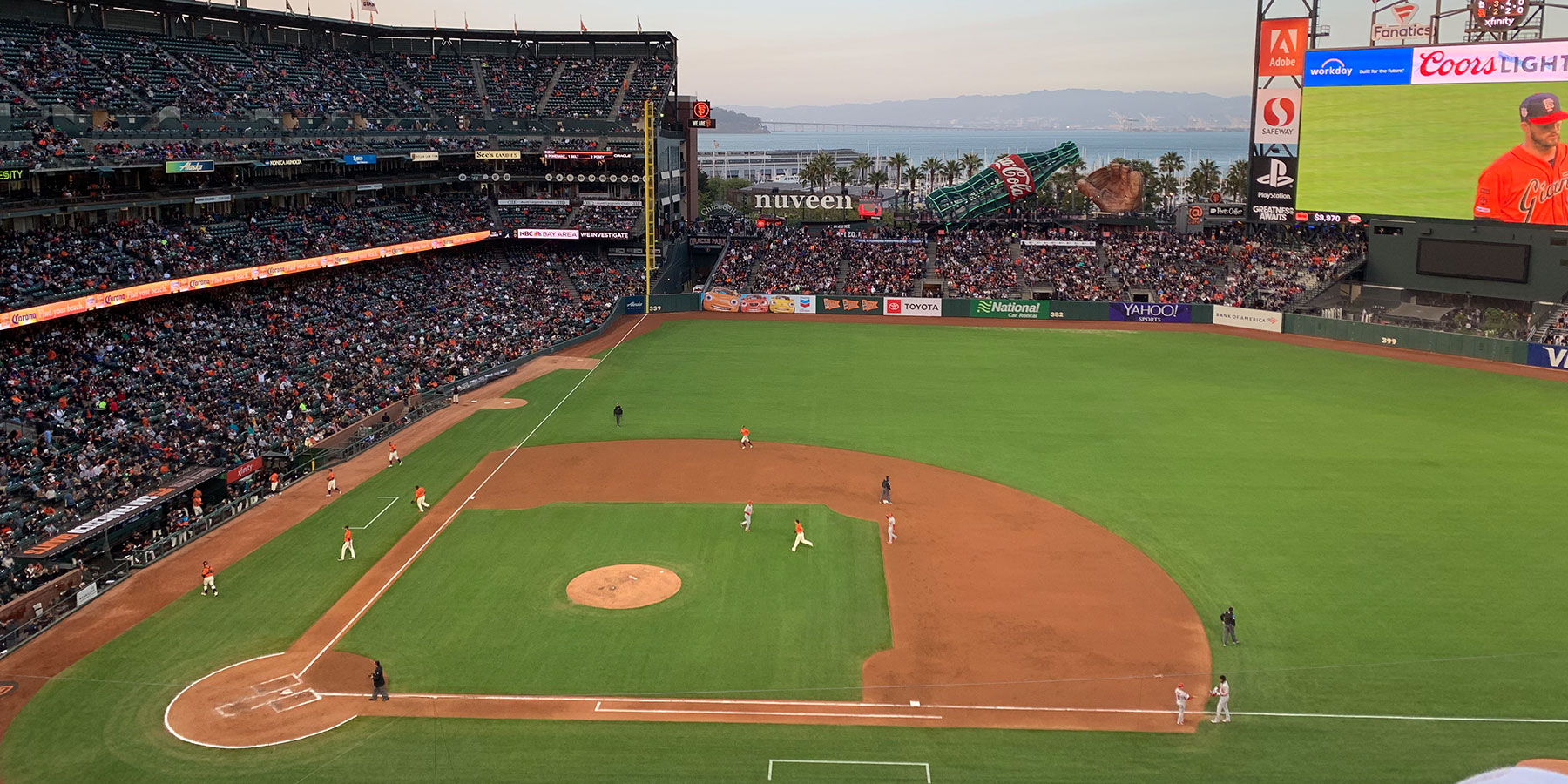 Information and details for watching a game at Oracle Park