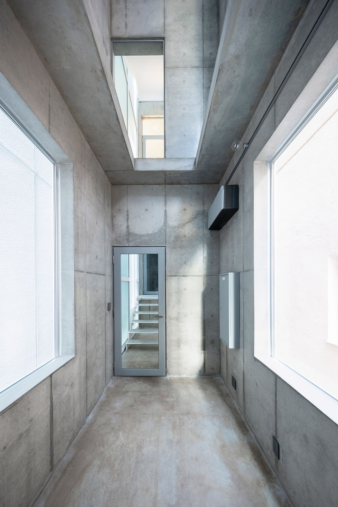 Multi-Tenant Building in Ginza by SO&CO.