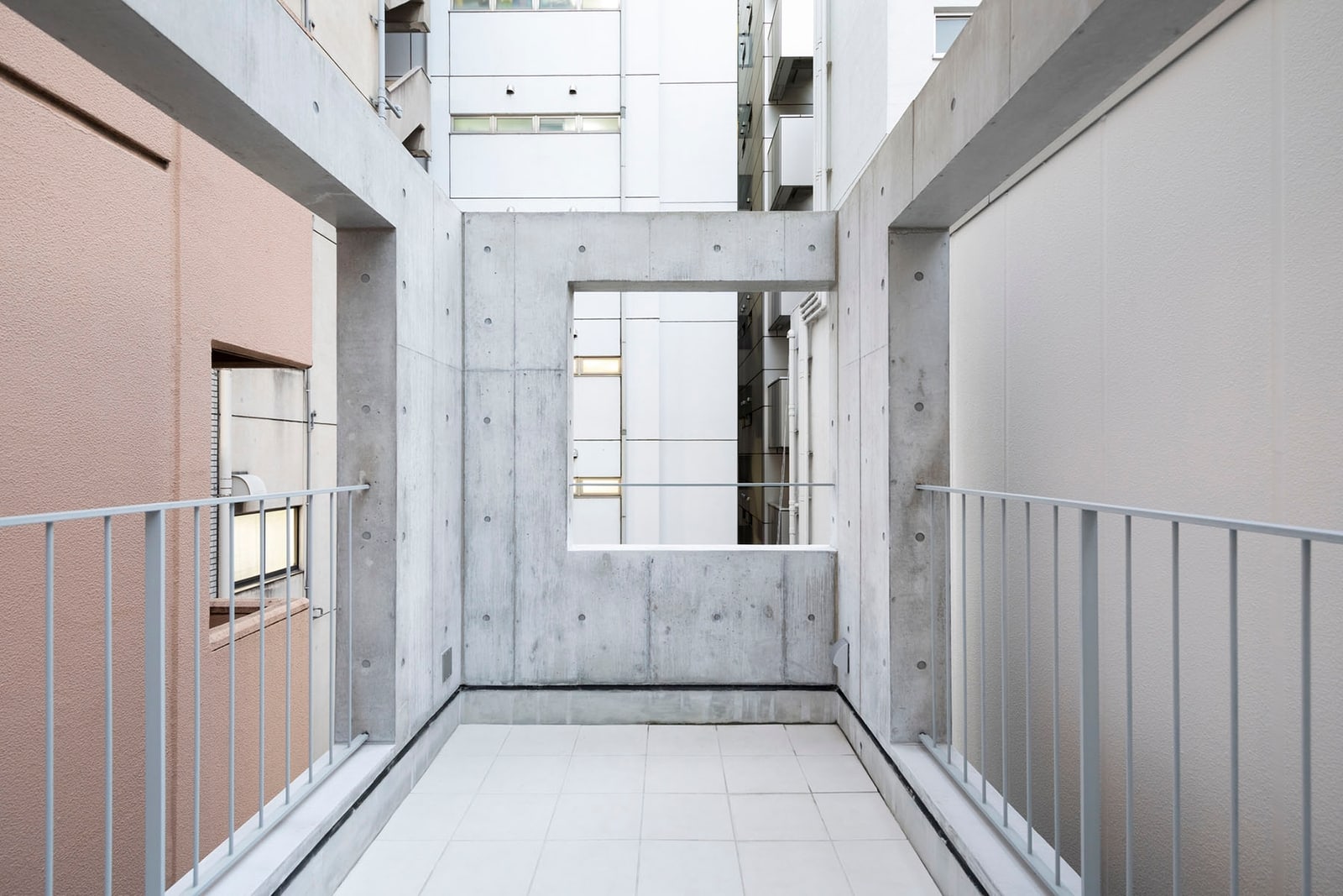 Multi-Tenant Building in Ginza by SO&CO.