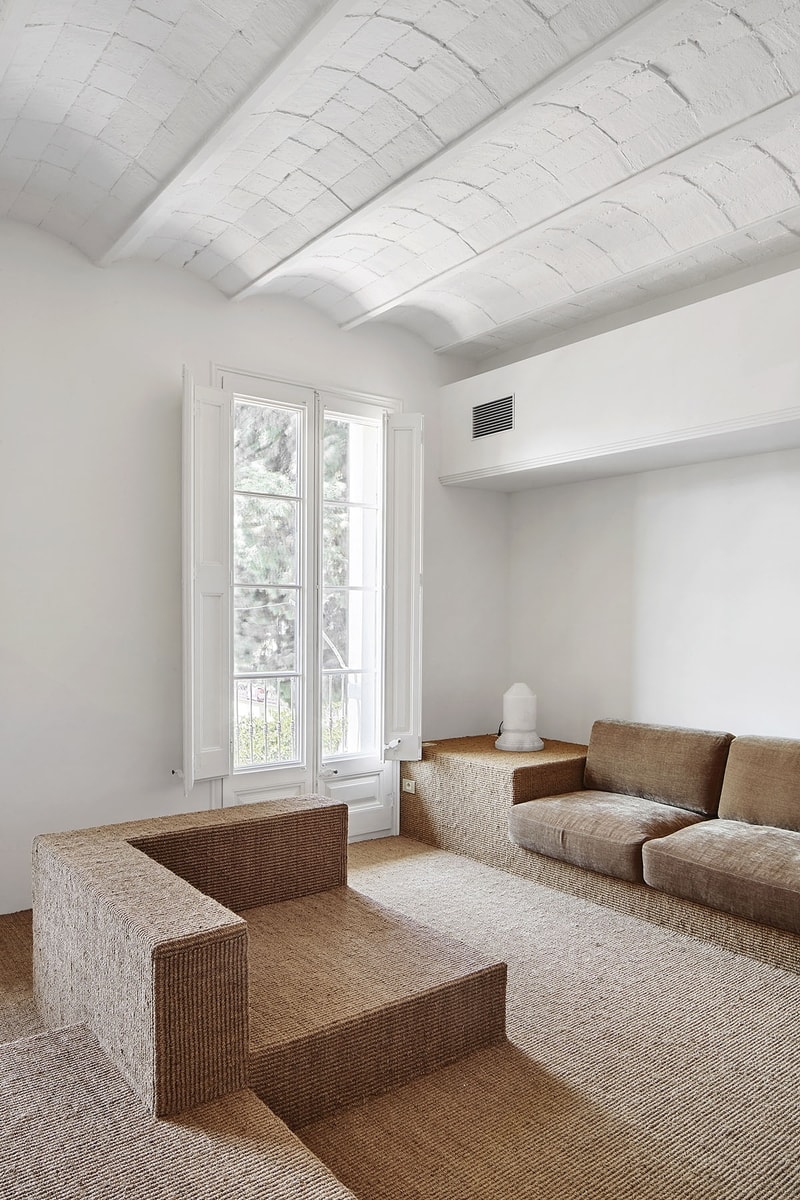 Renovation of the Barcelona Apartment by Arquitectura-G