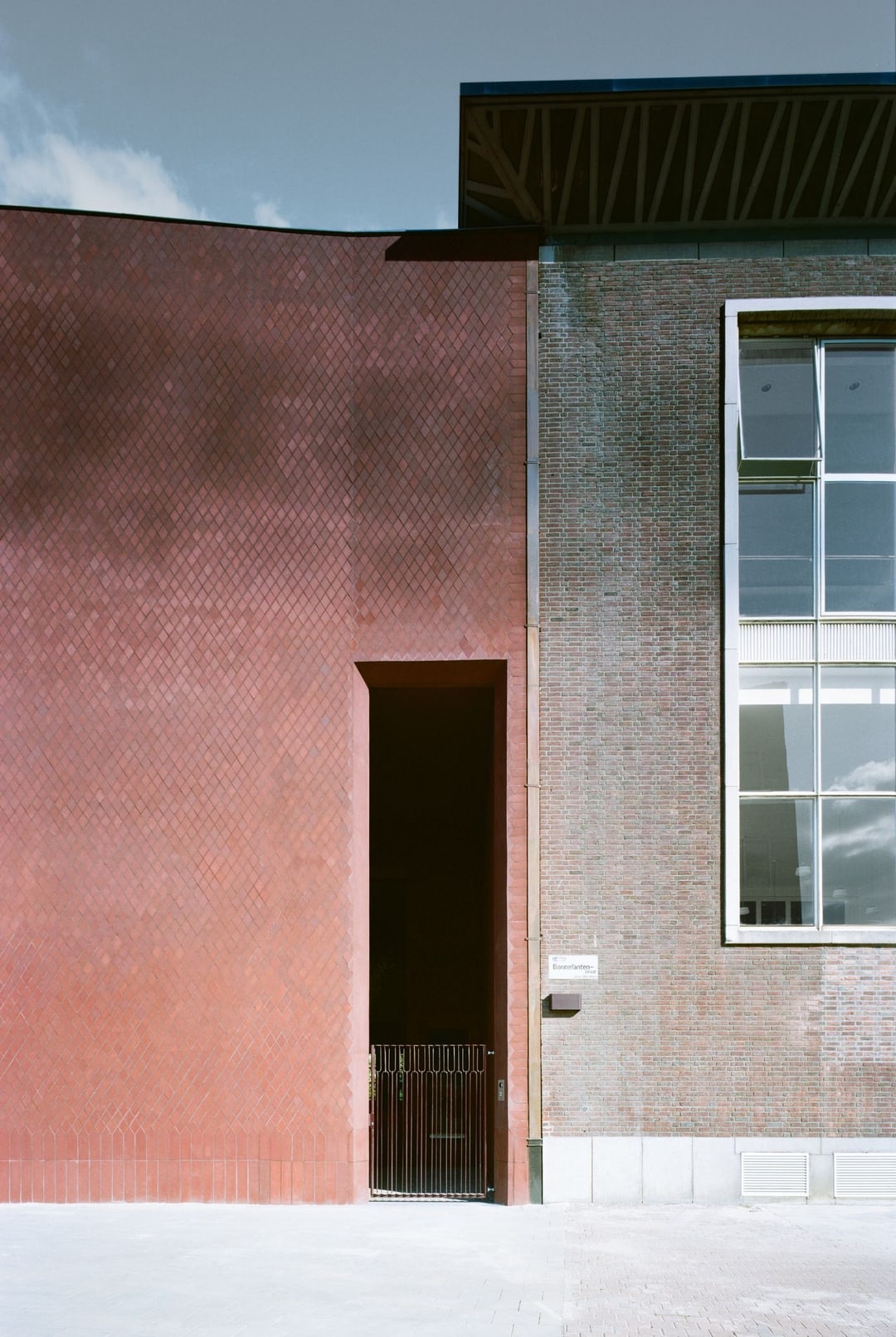 Z33 House for Contemporary Art by Francesca Torzo