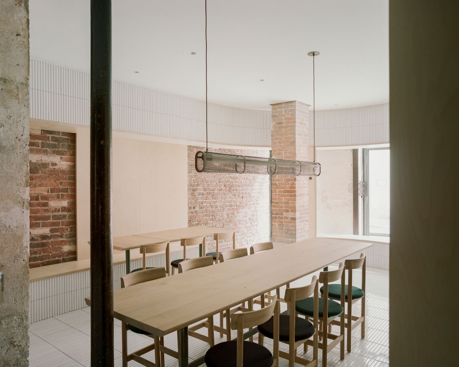 Papi Restaurant by Neri&Hu Design and Research Office