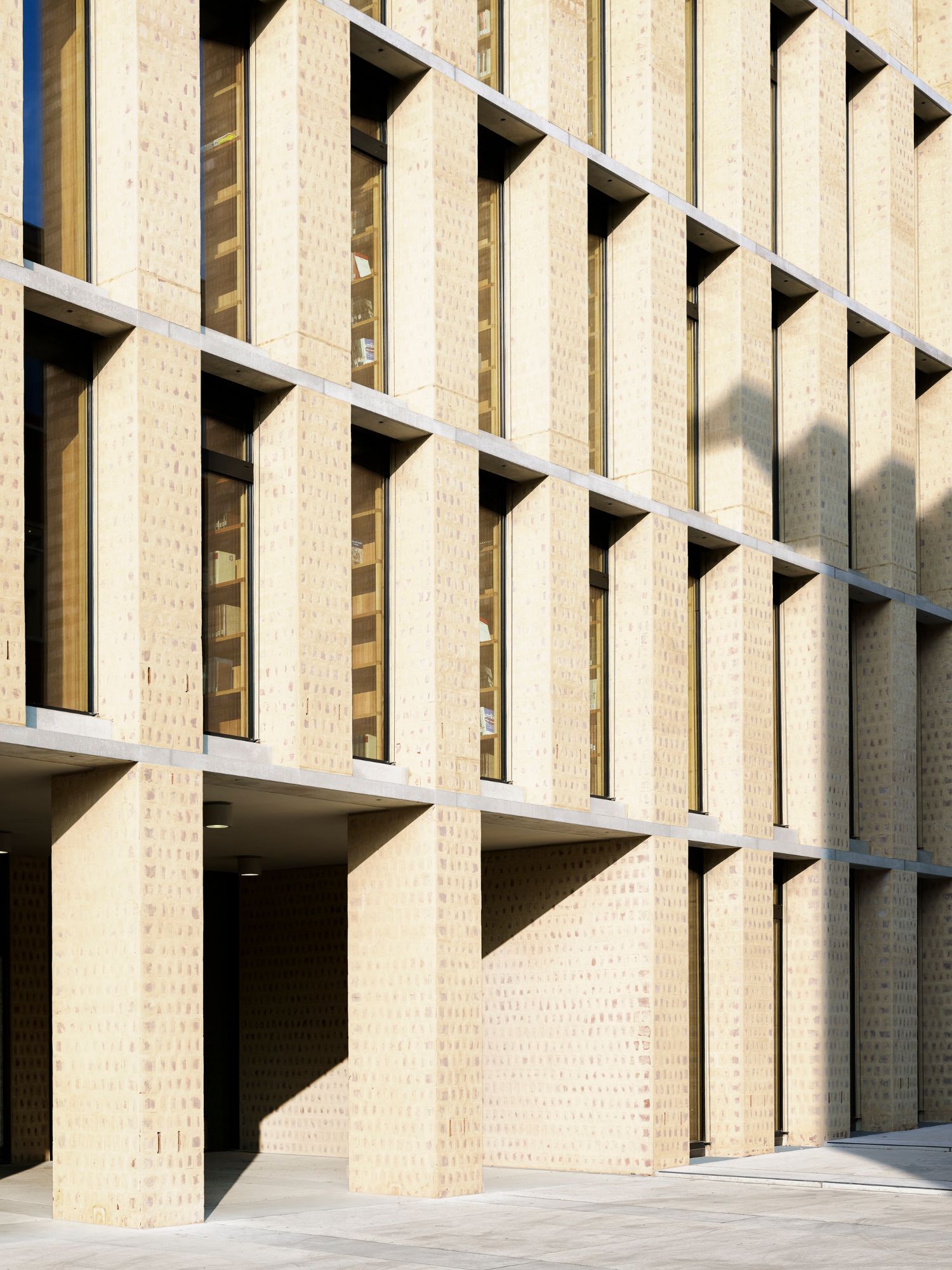 Philosophical Seminar at the Cathedral Square by Peter Böhm Architekten