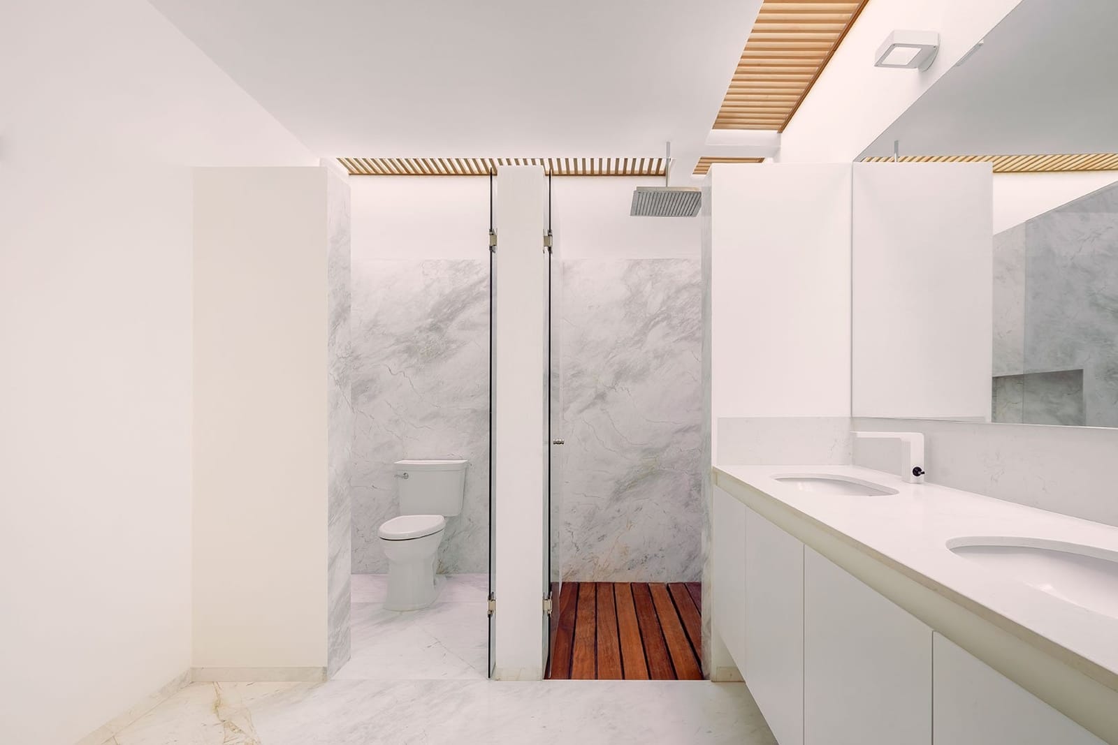 Casa La Piedad by Cotaparedes Arquitectos