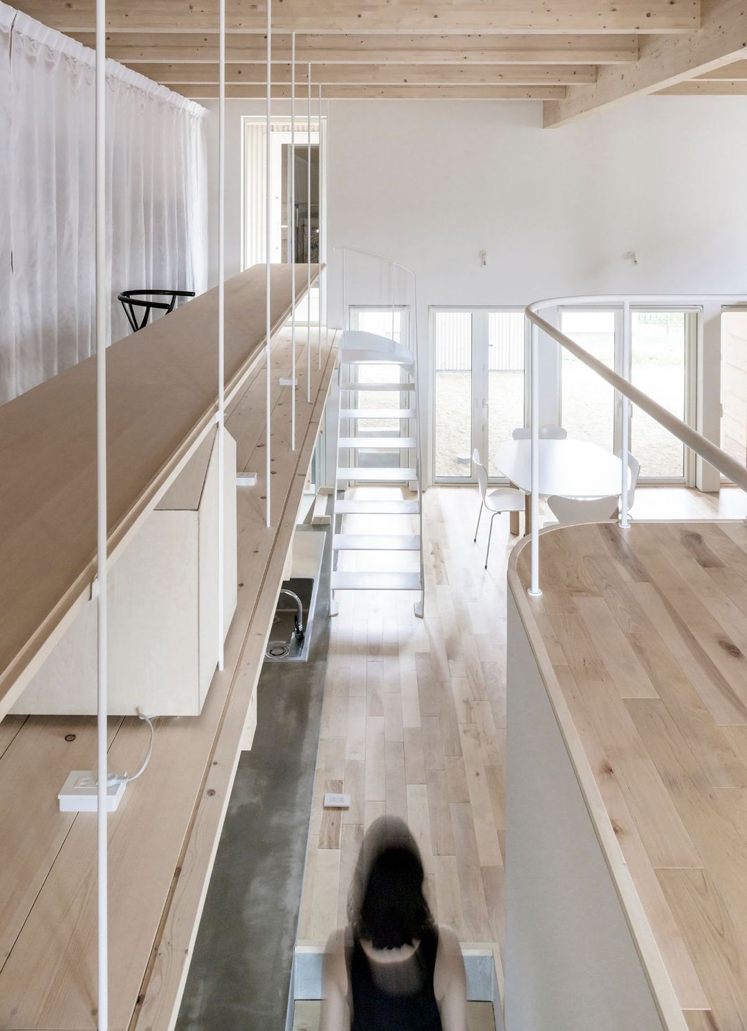 Roof and Rectangular House by Jun Igarashi Architects