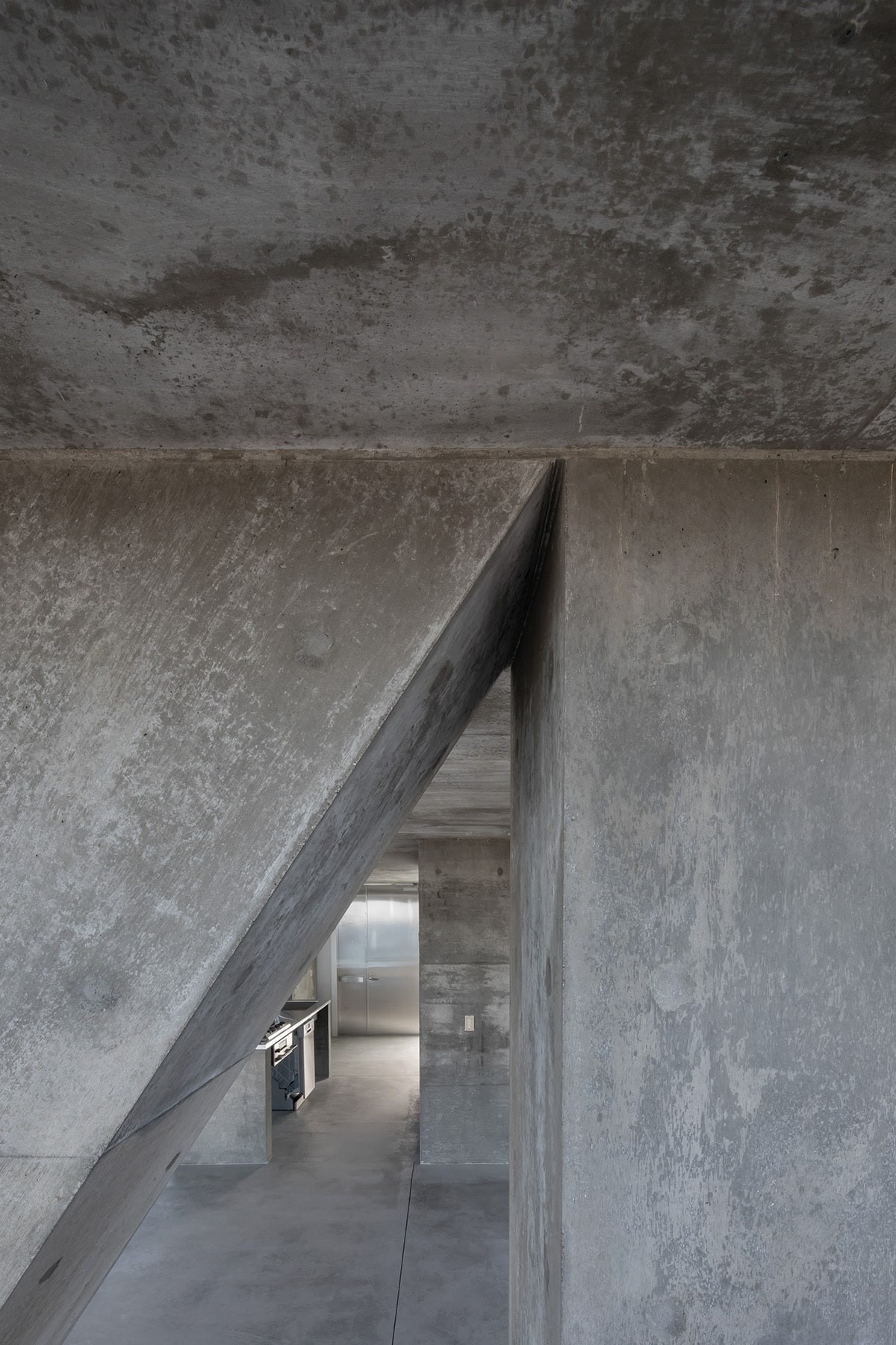 Torus House by Noriaki Hanaoka Architecture