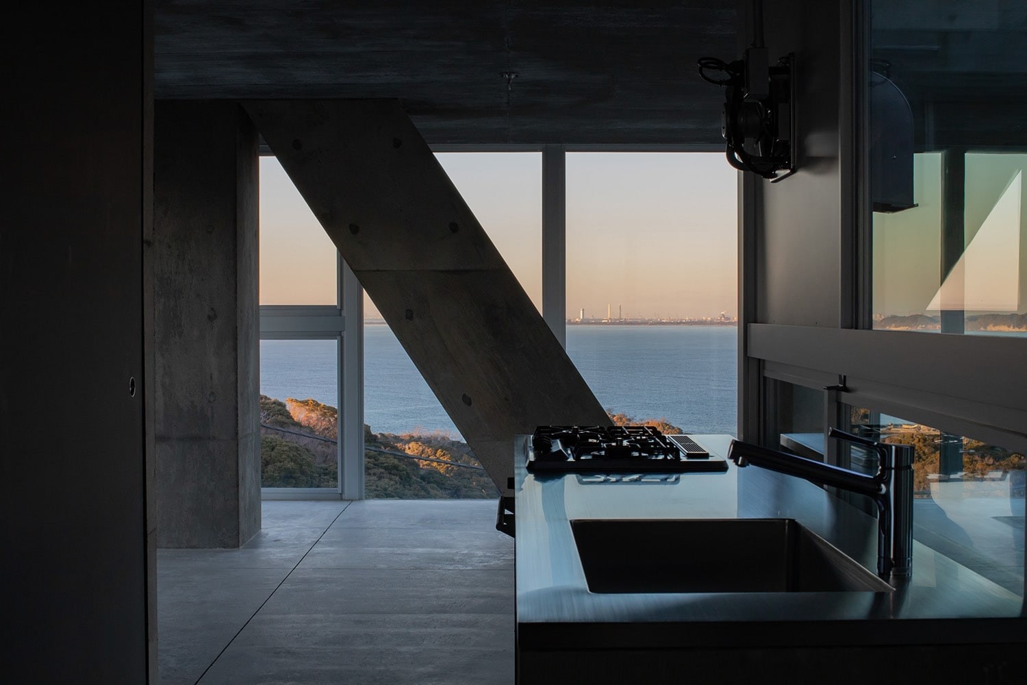 Torus House by Noriaki Hanaoka Architecture