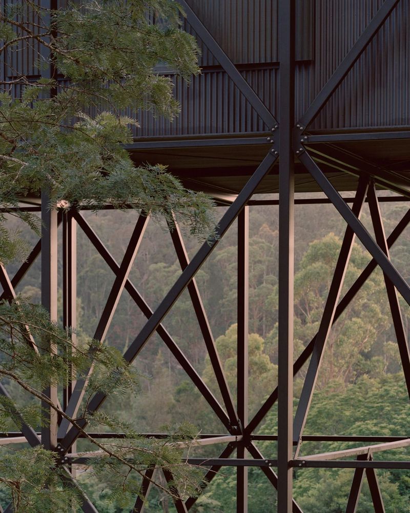 Bundanon Art Museum and Bridge by KTA