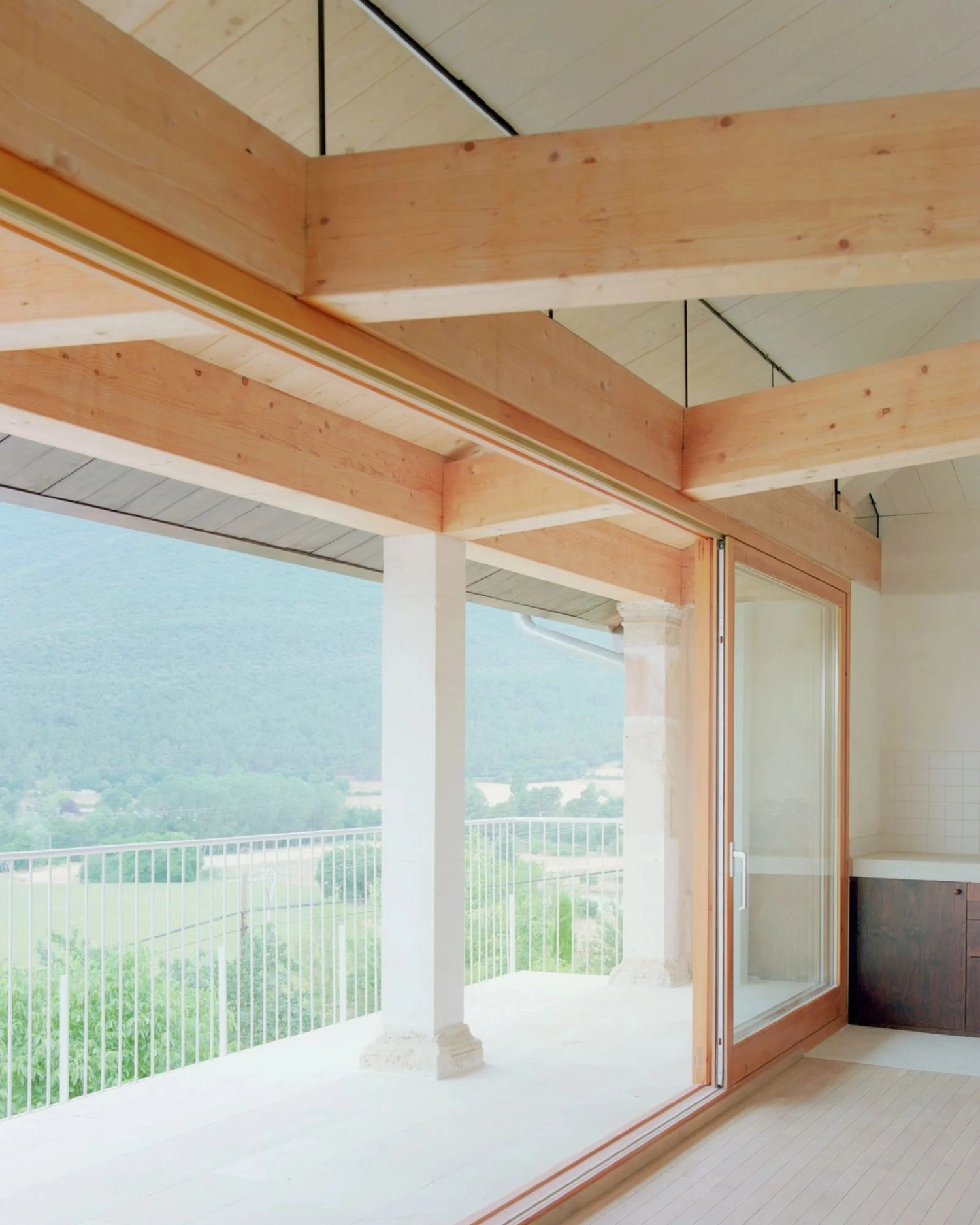 El Priorato by Atienza Maure Arquitectos